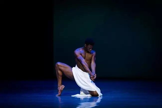 Playbill Epulo 15-21: ballet, nyimbo zamagetsi ndi chithunzi chosusuka # 5