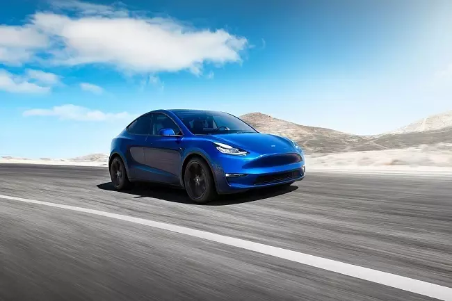 ສໍາເລັດ: Elon Musk ນໍາສະເຫນີ Tesla Model Y ຮູບ #3 ໃຫມ່