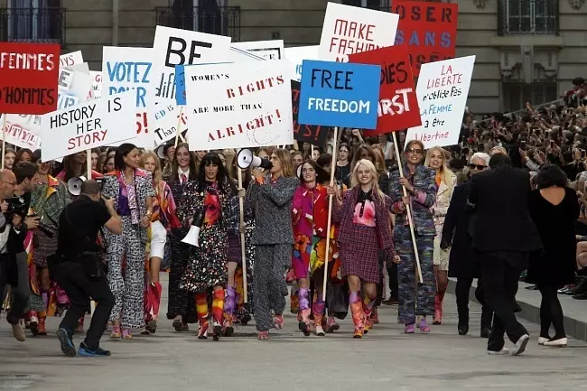 Chanel Show Fréijoer-Summer 2015 Foto # 5