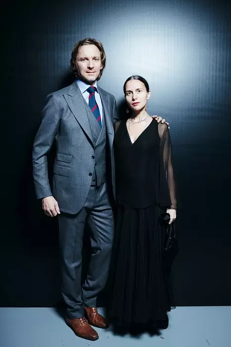 ภาพ Olga และ Charles Thompson # 10