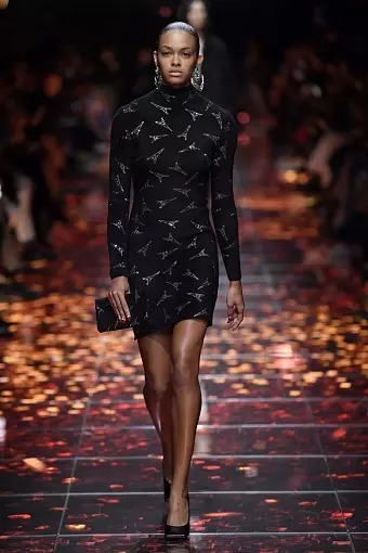 Error 404: Balenciaga primavera-verano 2019 mostrar foto # 7