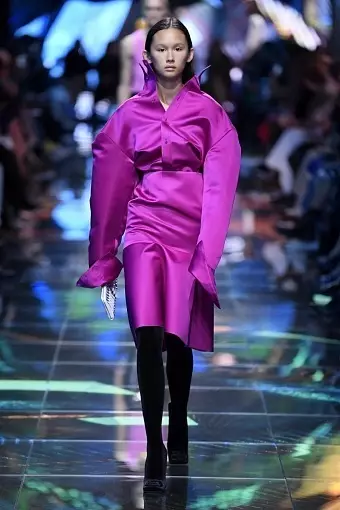 404-es hiba: Balenciaga 2019. tavasz-nyár, 9. fénykép