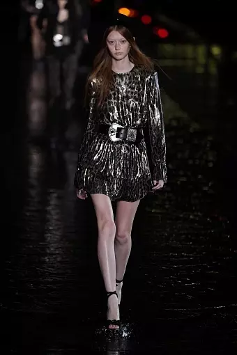 Մեծ ցնցում. Saint Laurent շոու գարուն-ամառ 2019 լուսանկար # 5