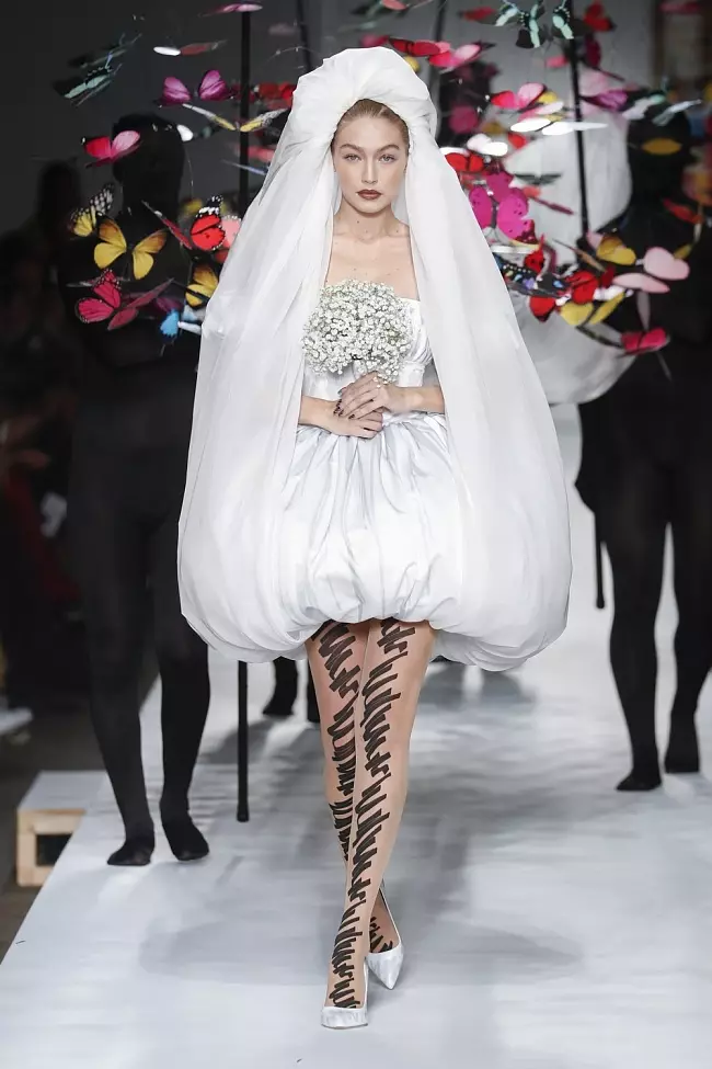 Moschino mufananidzo nhamba 7