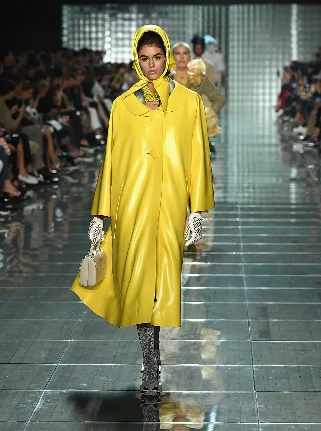 Salda dzīve: parādiet Marc Jacobs 2019. gada pavasara-vasaras fotoattēlu Nr. 2