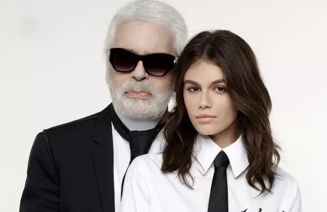 Karl Lagerfeld te kreye yon koleksyon ak foto foto #1 Kaia Gerber