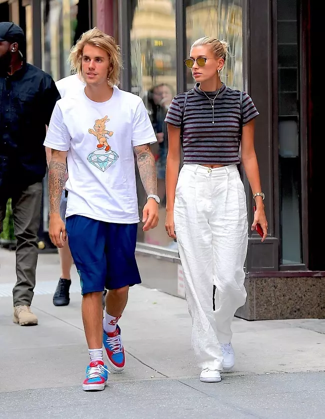 විවාහ මංගල්යයක් සිදු නොවනු ඇත! Hailey Baldwin සහ Justin Bieber ඔවුන්ගේ සැලසුම් අවලංගු කර ඇත ඡායාරූප # 2