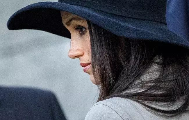 Abambo a Meghan Markle akhazikitsa chithunzi chawo chamtundu # 2