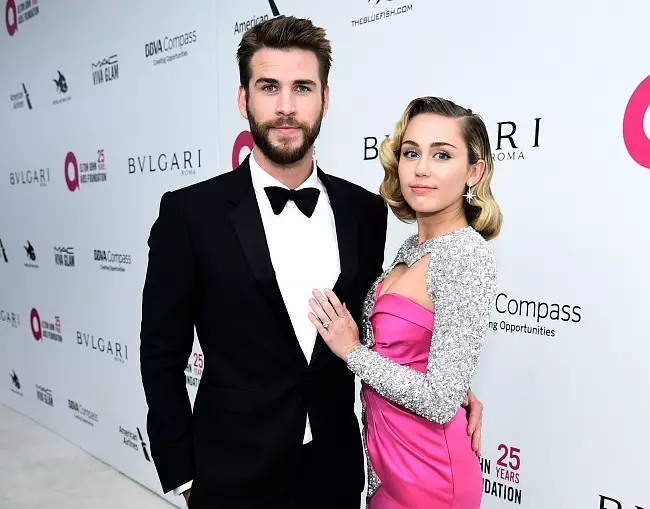 Liam Hemsworth και Miley Cyrus φωτογραφία # 1