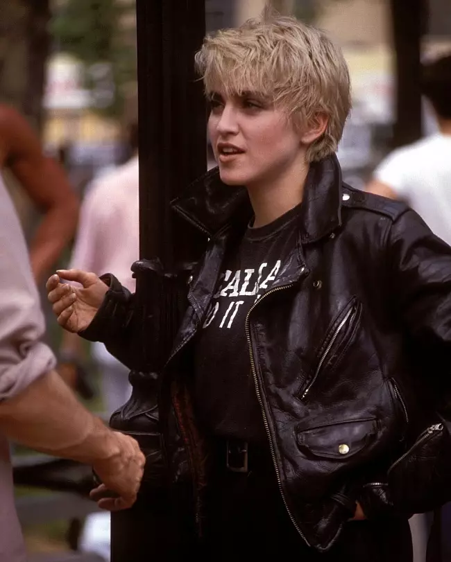 Мадона по време на снимките на видеото за Papa don’t Preach, снимка № 3 от 1986 г.