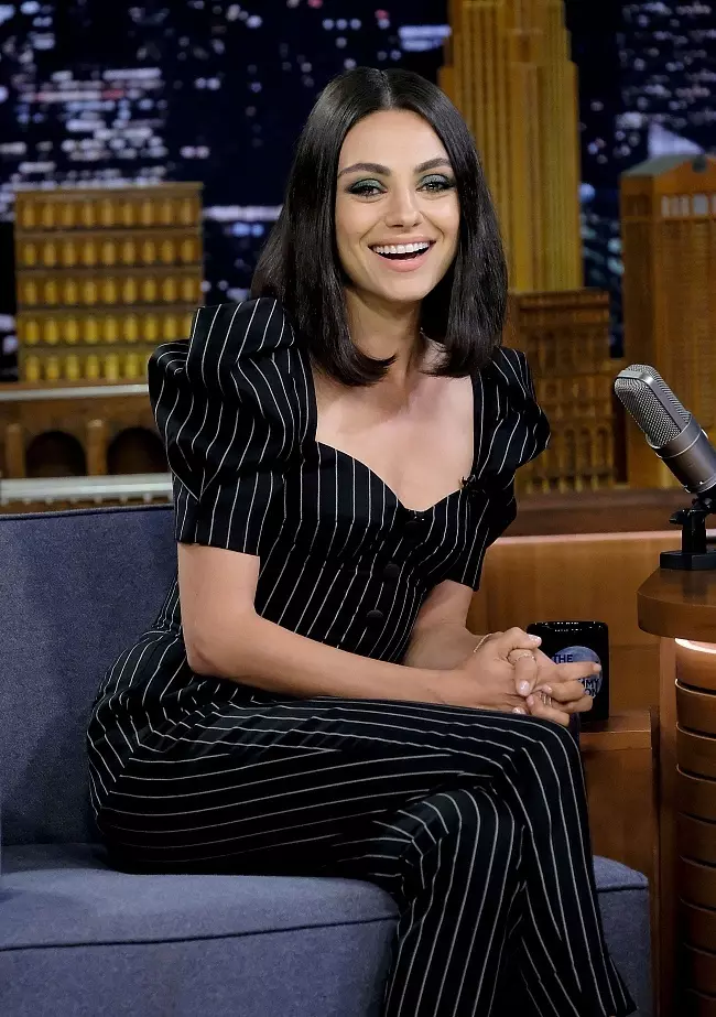 Mila Kunis 6 nömrəli şəkil