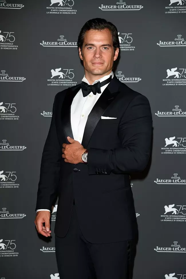 Henry Cavill mufananidzo #7